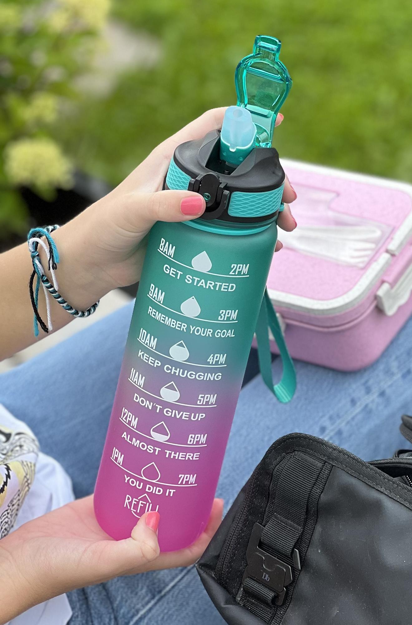 Hollywood Motivational Bottle drikkeflaske 1 liter, grønn og rosa 1 stk ...